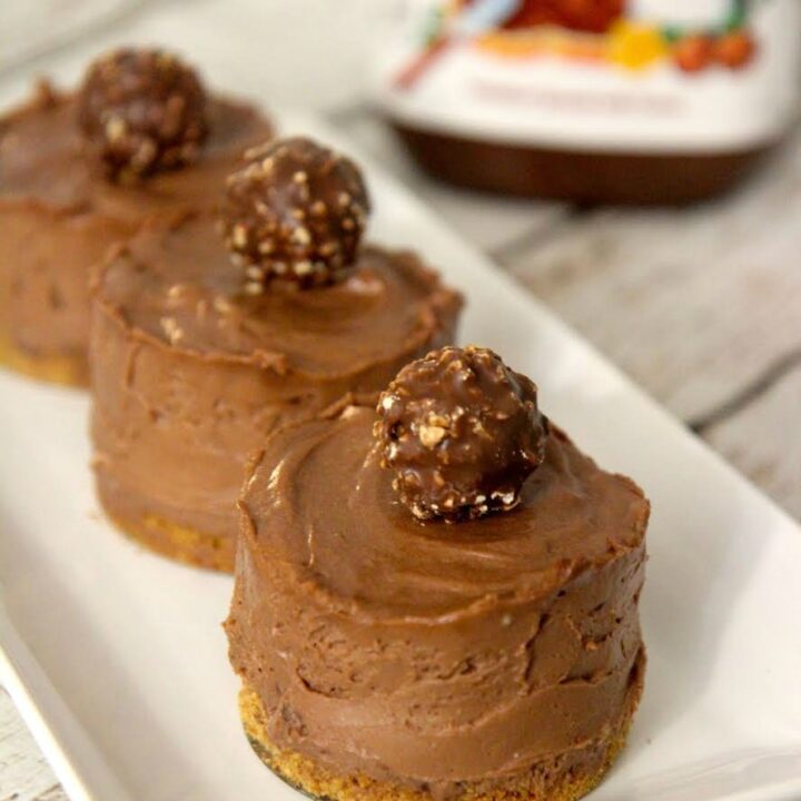 No-Bake Mini Nutella Cheesecakes