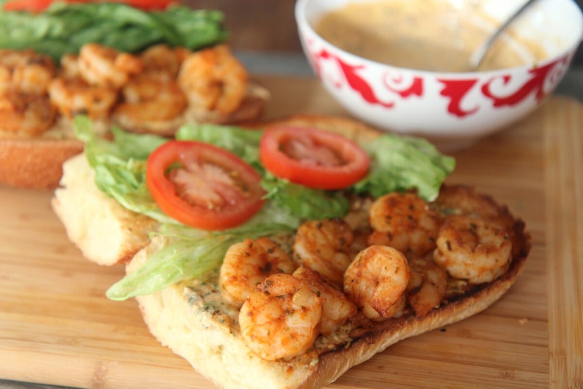 Grilled Shrimp Po'Boy Sandwich - (video) Cooked by Julie