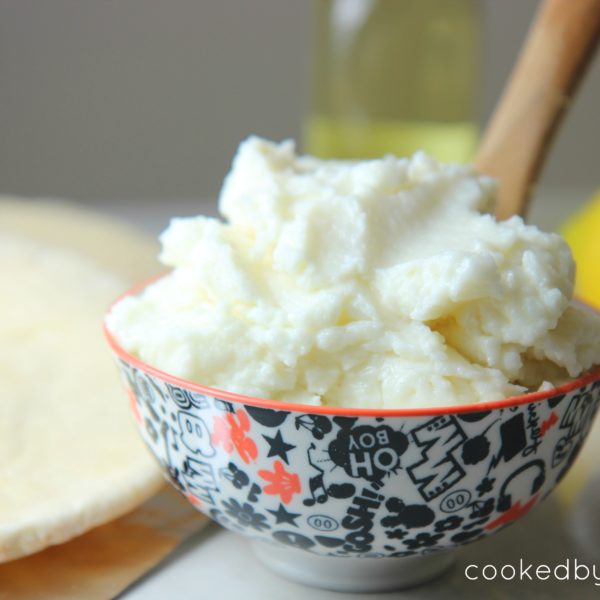 Lebanese Garlic Sauce (Traditional Toum) - Cooked by Julie