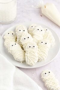 Nutter Butter Mummies (Halloween Cookies) - Cooked by Julie
