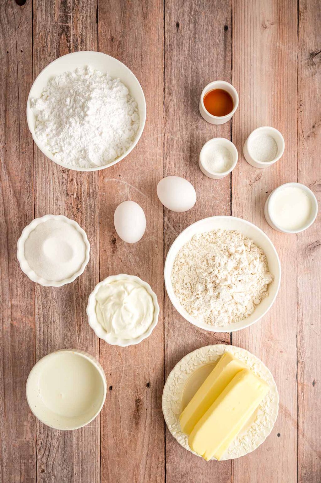 Moist Vanilla Cupcakes - Cooked by Julie